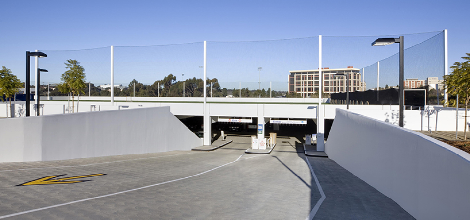 UCSD East Campus Health Sciences Parking Complex - IPD : IPD