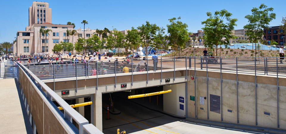 County Administration Center Waterfront Park - IPD : IPD